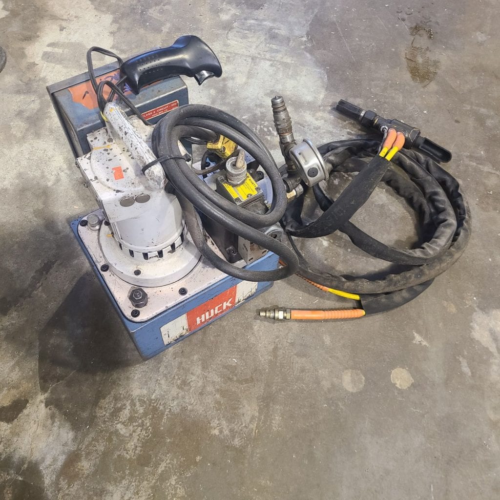 Used HUCK Powerig 940 Hydraulic Power Unit with Huck Rivet Gun – Coast ...