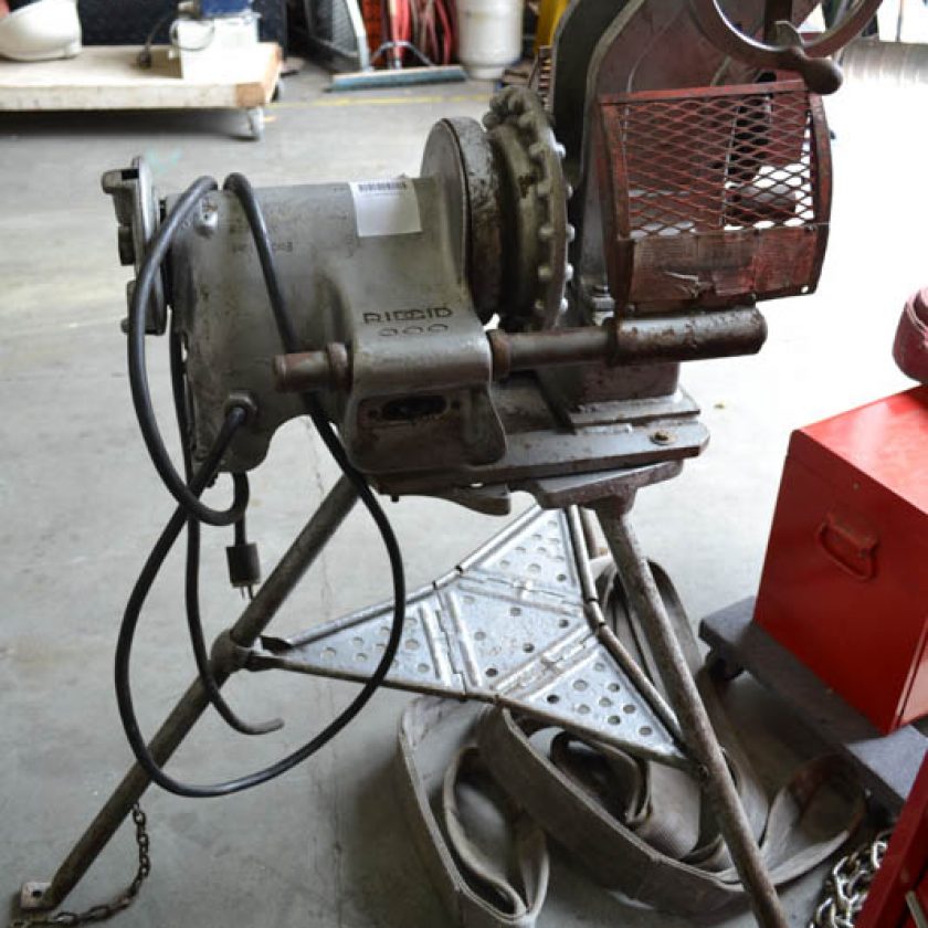 Used Ridgid 300 Pipe Threader with 925 Rigid Roll – Coast Machinery Group