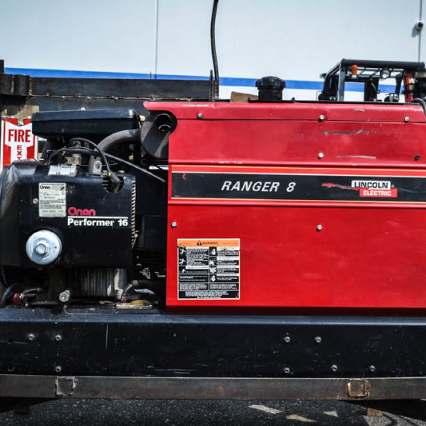Used Lincoln Portable Ranger 8 Welder with 16HP Onan Performer Engine ...