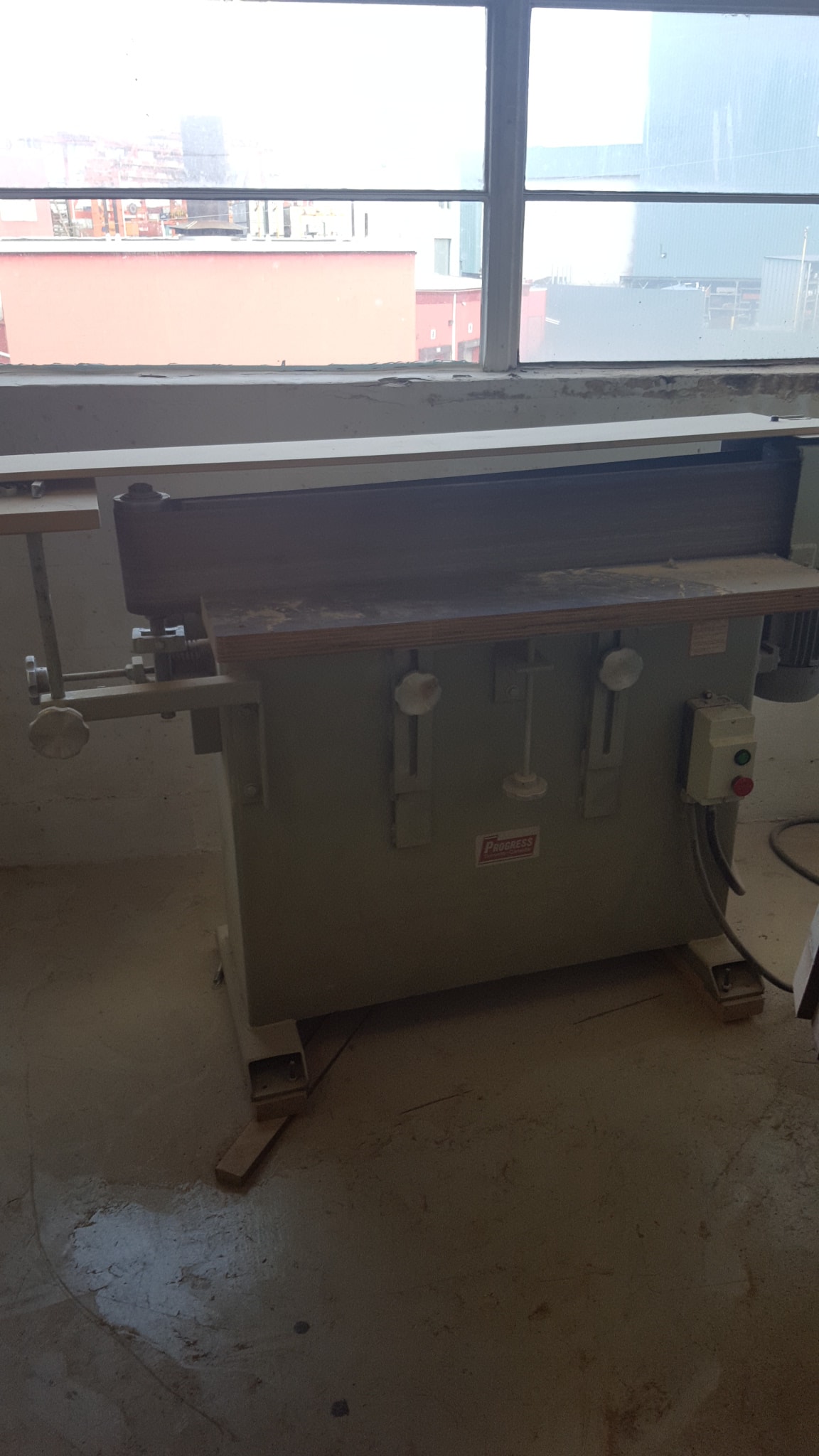 Used Progress PMC-150 Edgesander – Coast Machinery Group