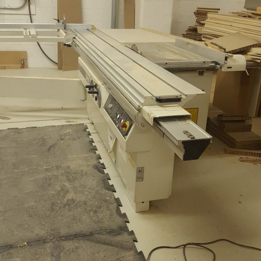 SCM SI 350 N Sliding Table Saw – Coast Machinery Group