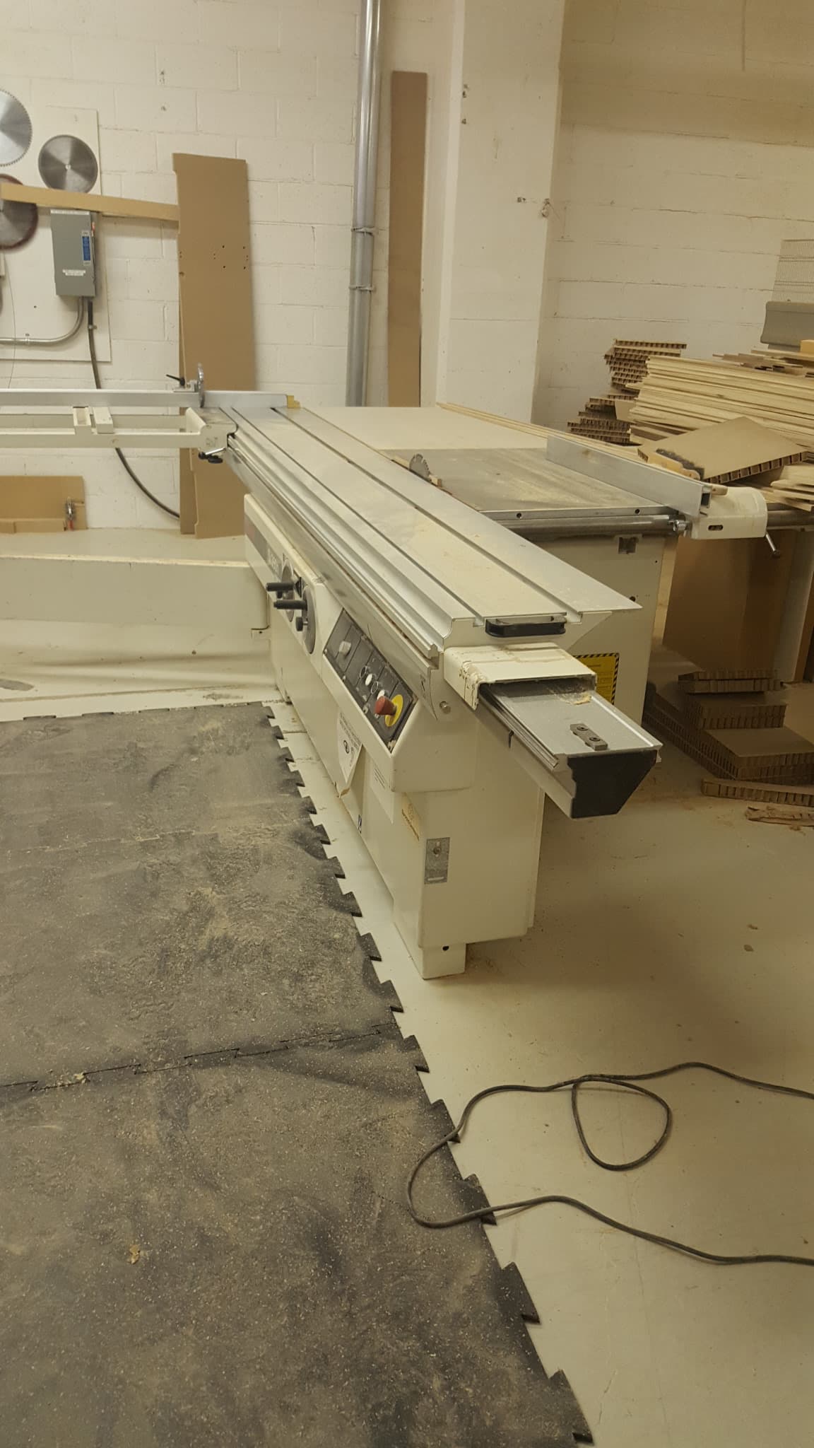 Used SCM SI 350 N Sliding Table Saw – Coast Machinery Group