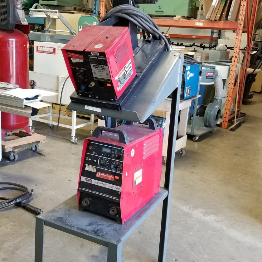 Used Lincoln Electric Inverter V300 Pro. – Coast Machinery Group
