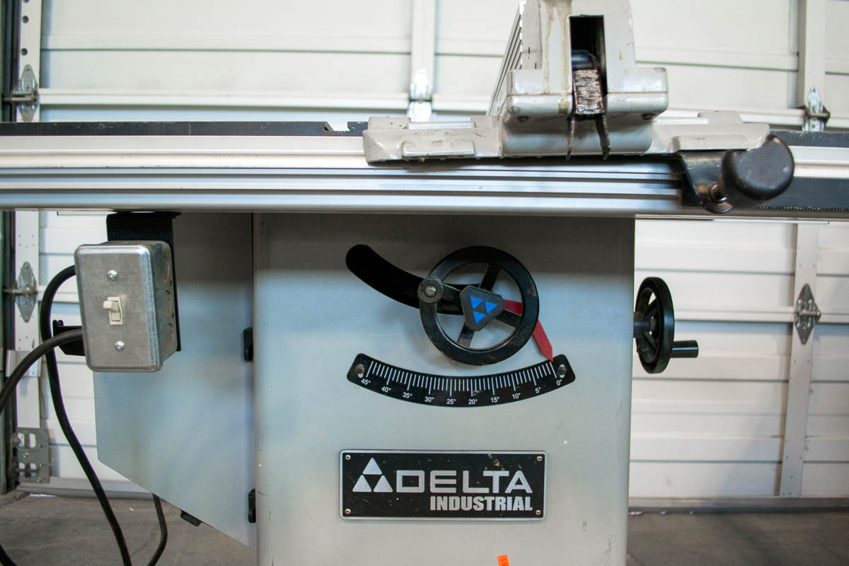Used Delta 36-653C 10" Tilting Table Saw – Coast Machinery Group