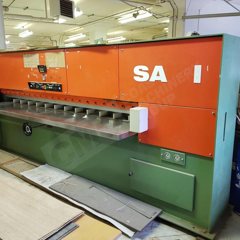 Used SAVI HFK 320 Guillotine 5.5' x 10.5' Veneer – Coast Machinery Group