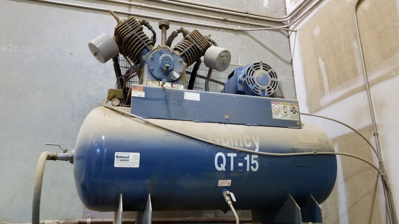 Used Quincy QT-15 Compressor 15 HP – Coast Machinery Group