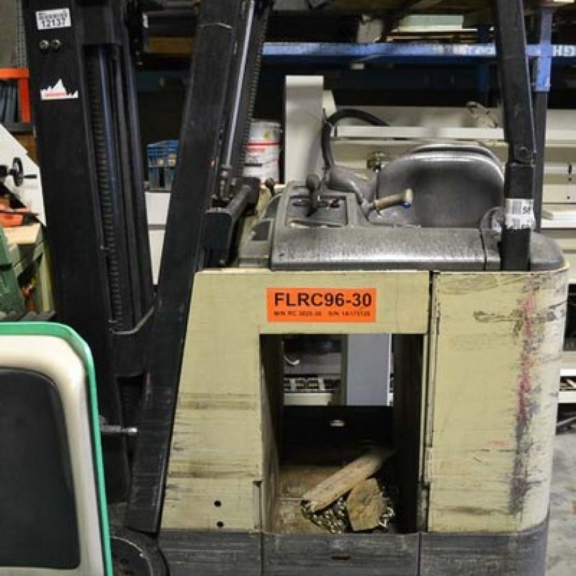 Used Crown RC3020-30 1A175163 Forklift – Coast Machinery Group