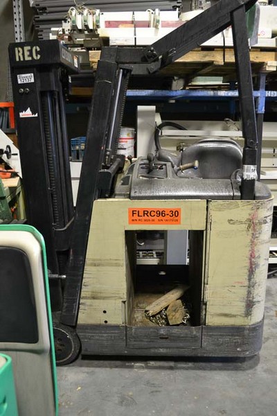 Used Crown RC3020-30 1A175163 Forklift – Coast Machinery Group
