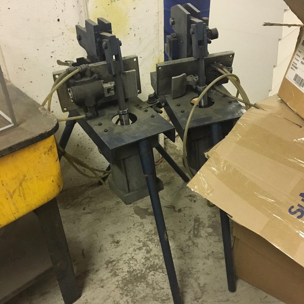 Used Metal Pneumatic Punch – Coast Machinery Group