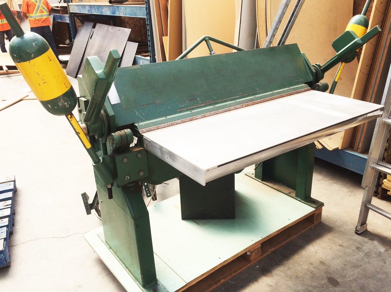 Used 4 Foot x 16 Gauge Heavy Duty Brake – Coast Machinery Group