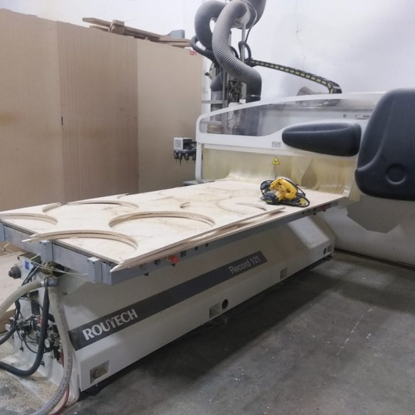 Used SCM Routech Record 121 CNC – Coast Machinery Group