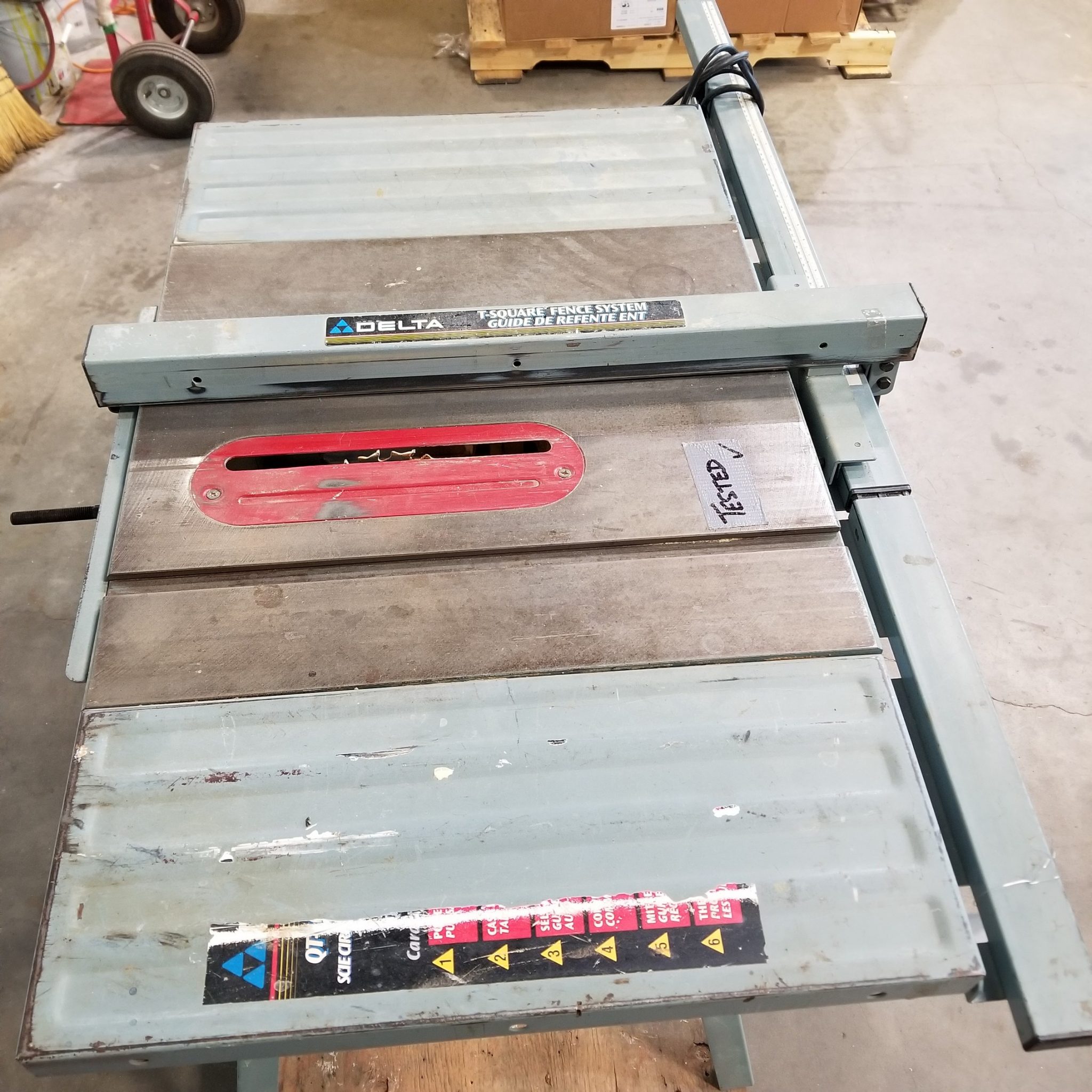 Used Delta 36-390C Table Saw – Coast Machinery Group
