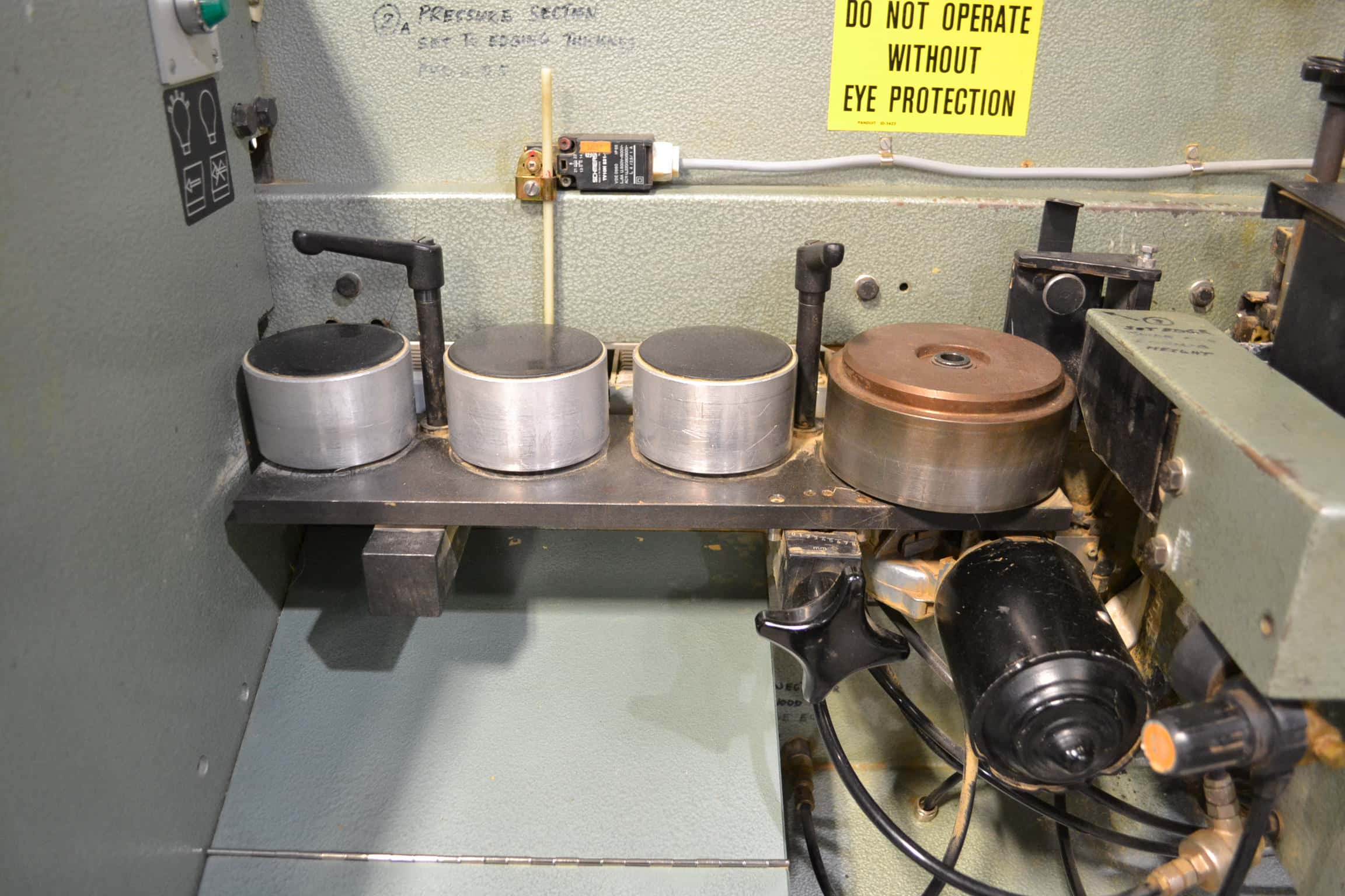 Used Holzher 1403 Edgebander – Coast Machinery Group