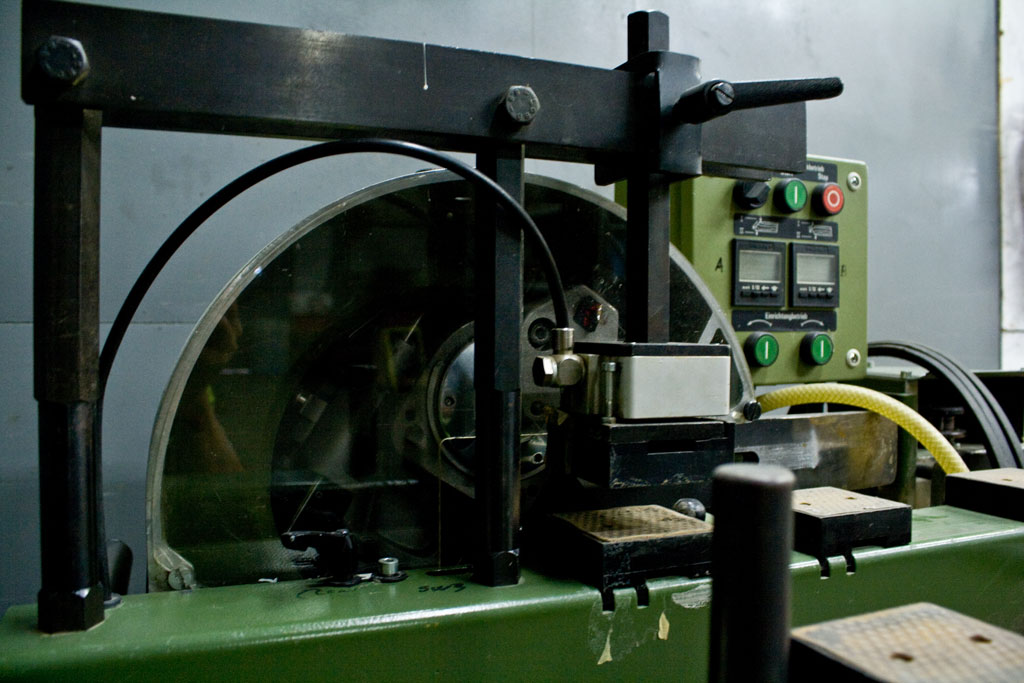 Used HolzHer 1980 Corner Rounder – Coast Machinery Group