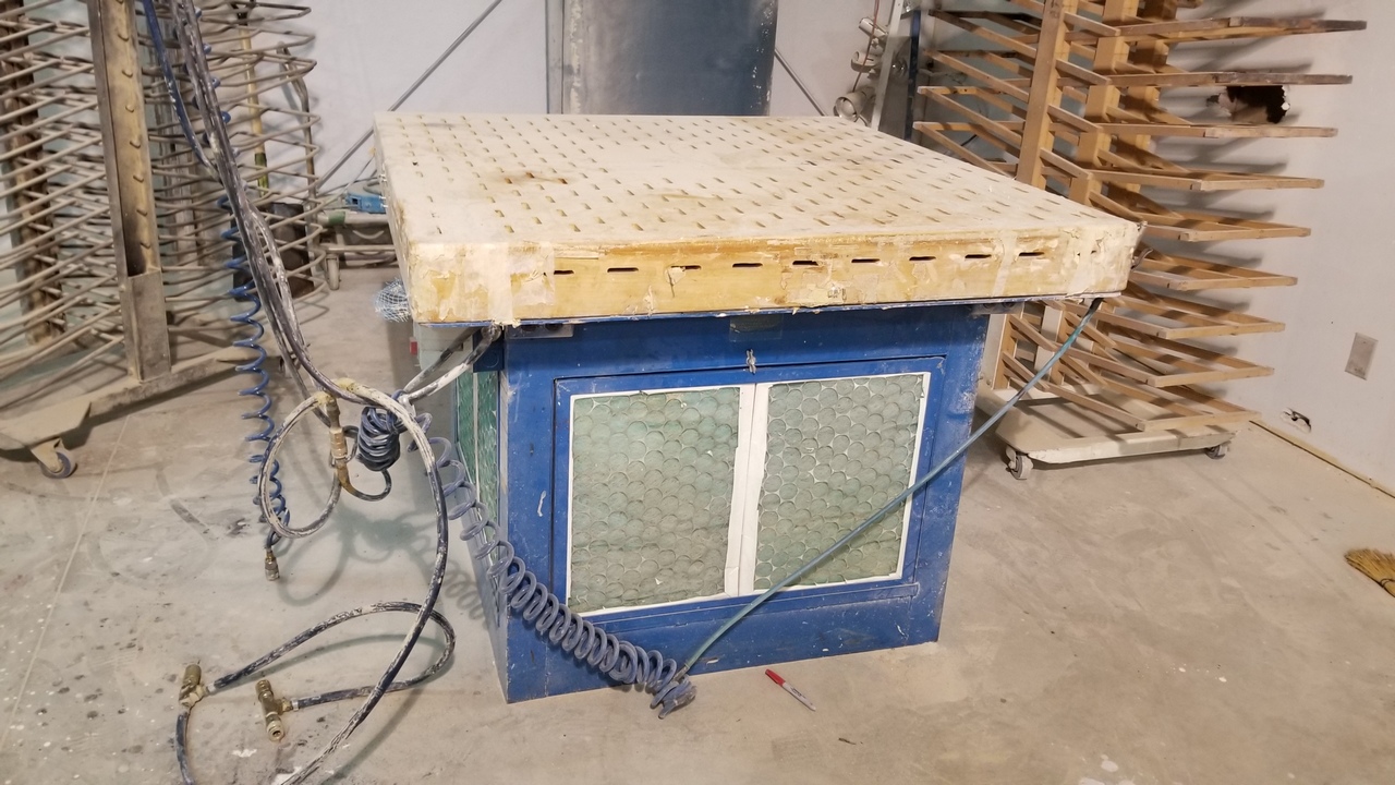 Used Denray Model 4800 Down Draft Table – Coast Machinery Group