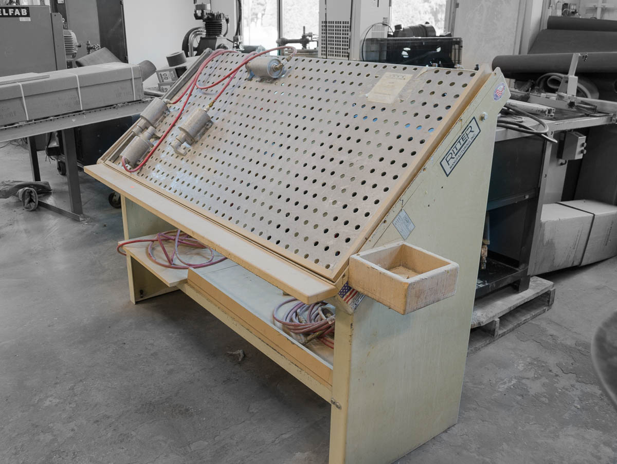 Used Ritter R450V Frame Clamping System – Coast Machinery Group