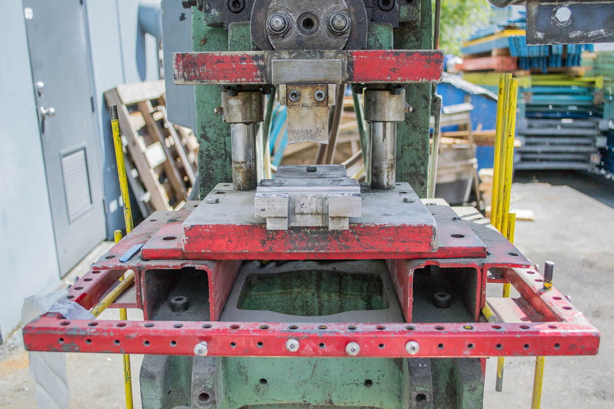 Used Niagara A1-3/4 10 Ton Punch Press – Coast Machinery Group