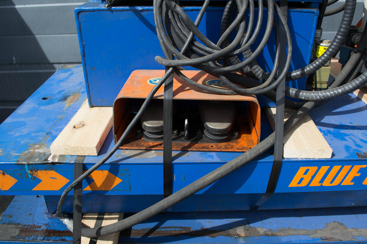 Blue Giant Scissor Lift – Coast Machinery Group