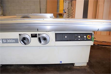 Used SCM Si300n Sliding Saw – Coast Machinery Group