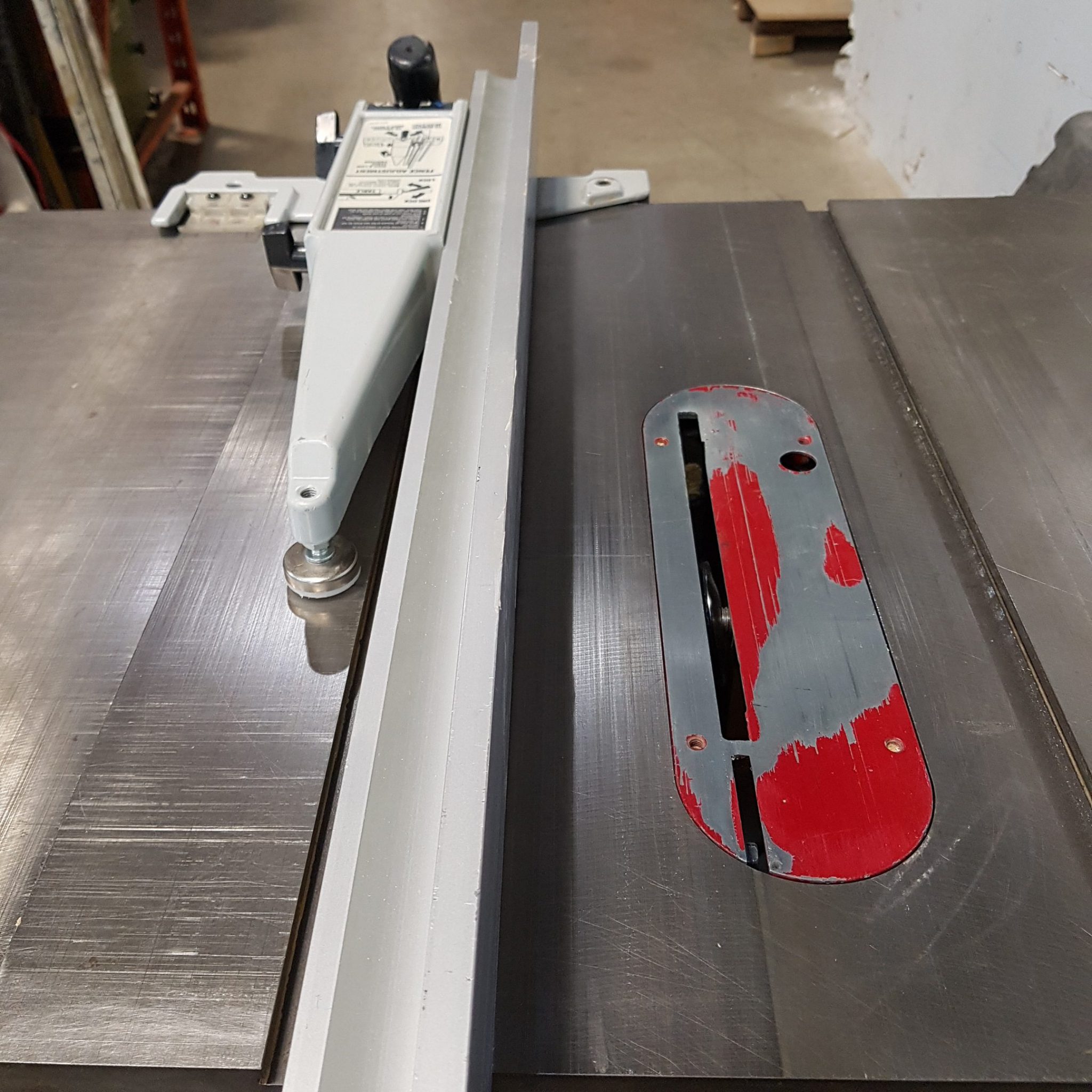 Used Delta Unisaw Table Saw – Coast Machinery Group