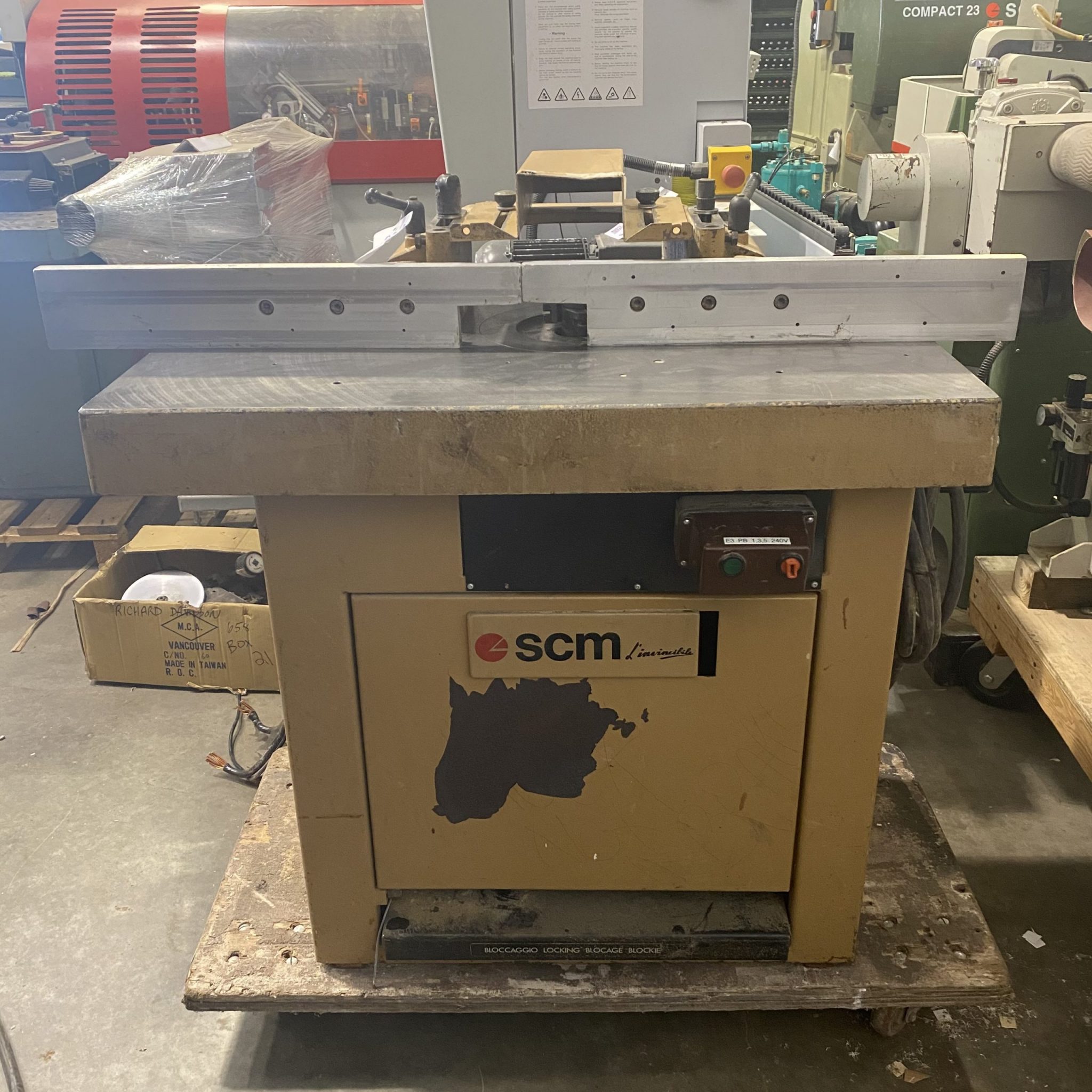 Used SCM L'invincible Shaper – Coast Machinery Group