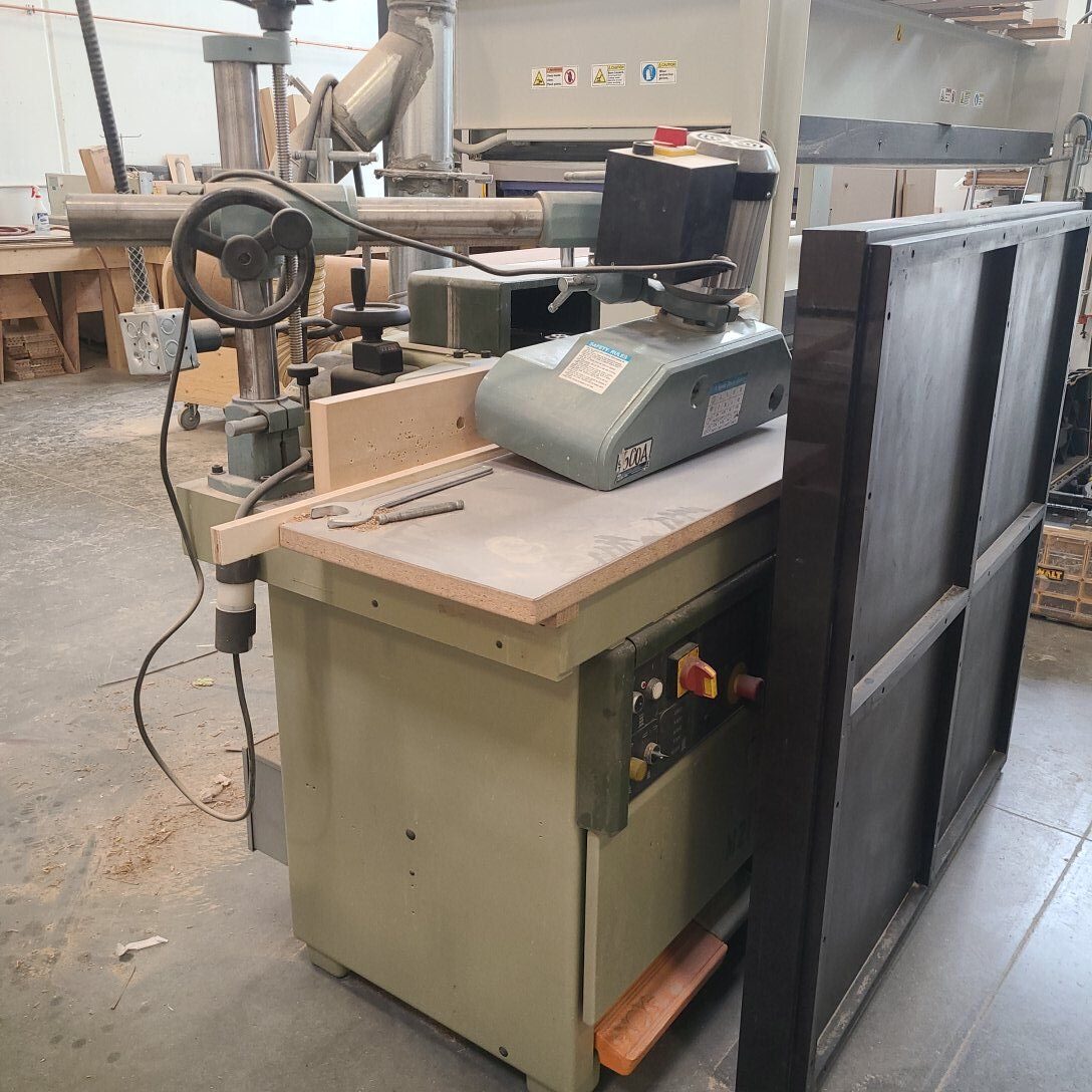 Used SCM T130 Shaper – Coast Machinery Group