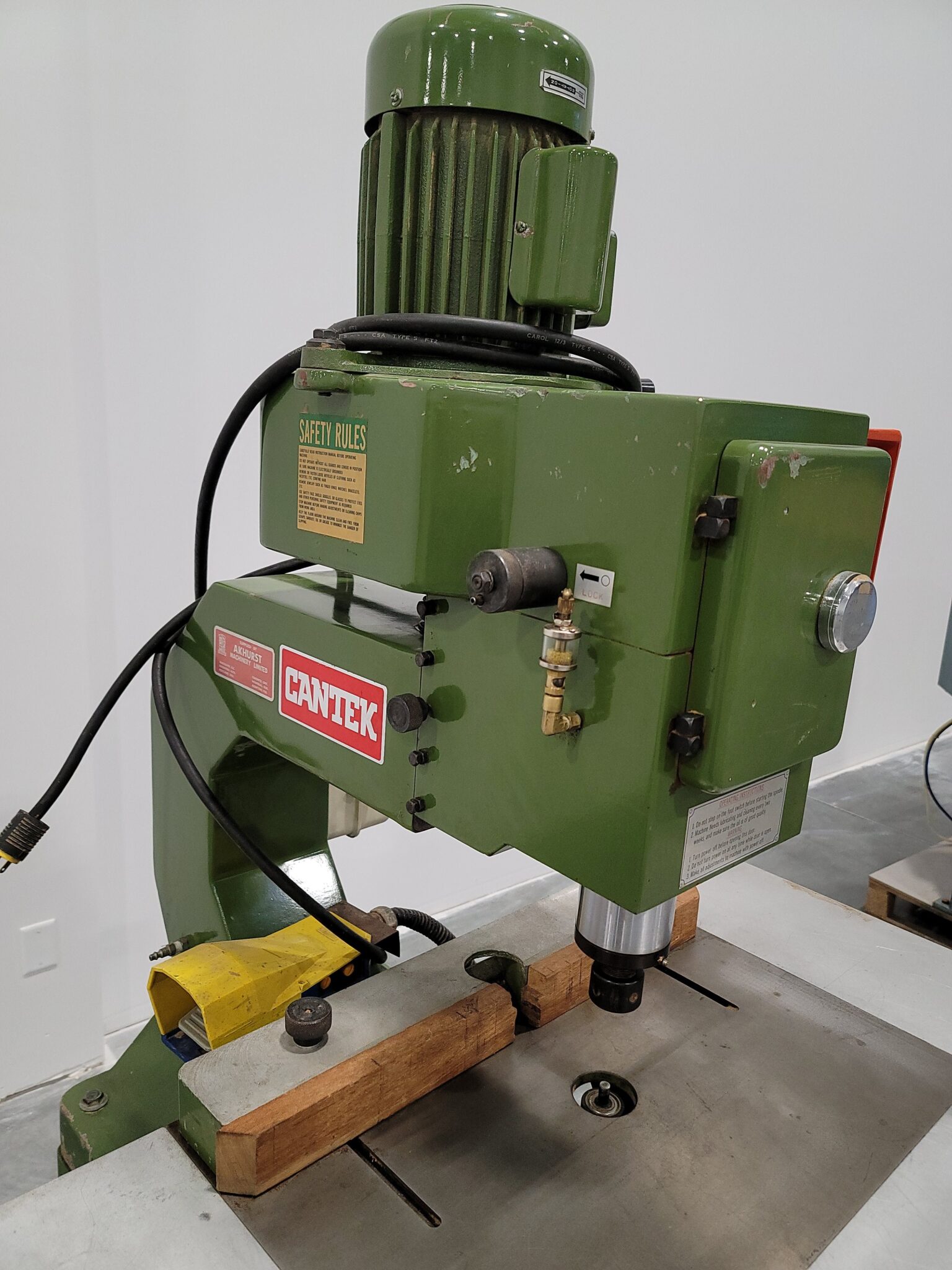 Used Cantek Pin Router – Coast Machinery Group