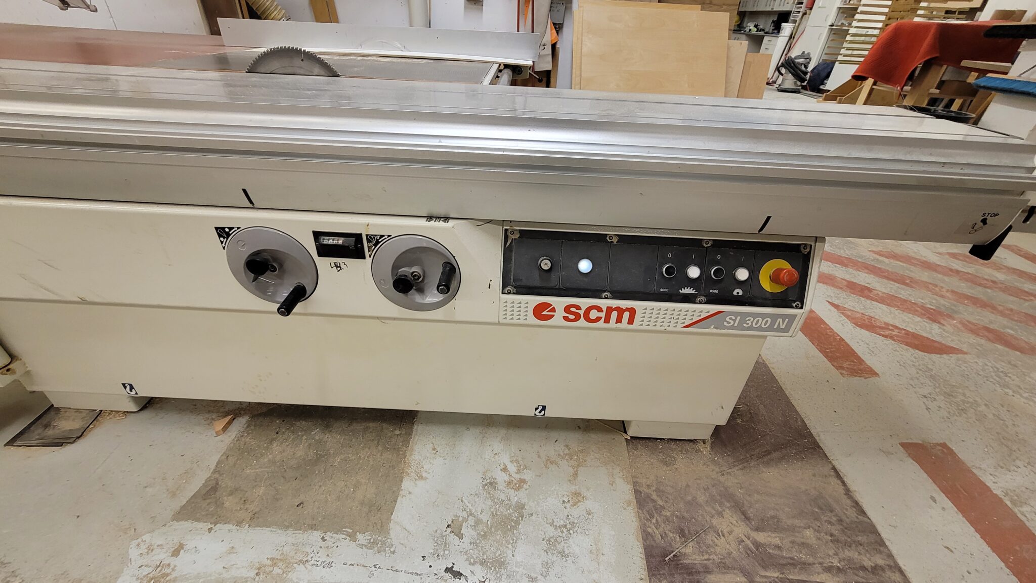 Used SCM si300N Sliding Saw – Coast Machinery Group