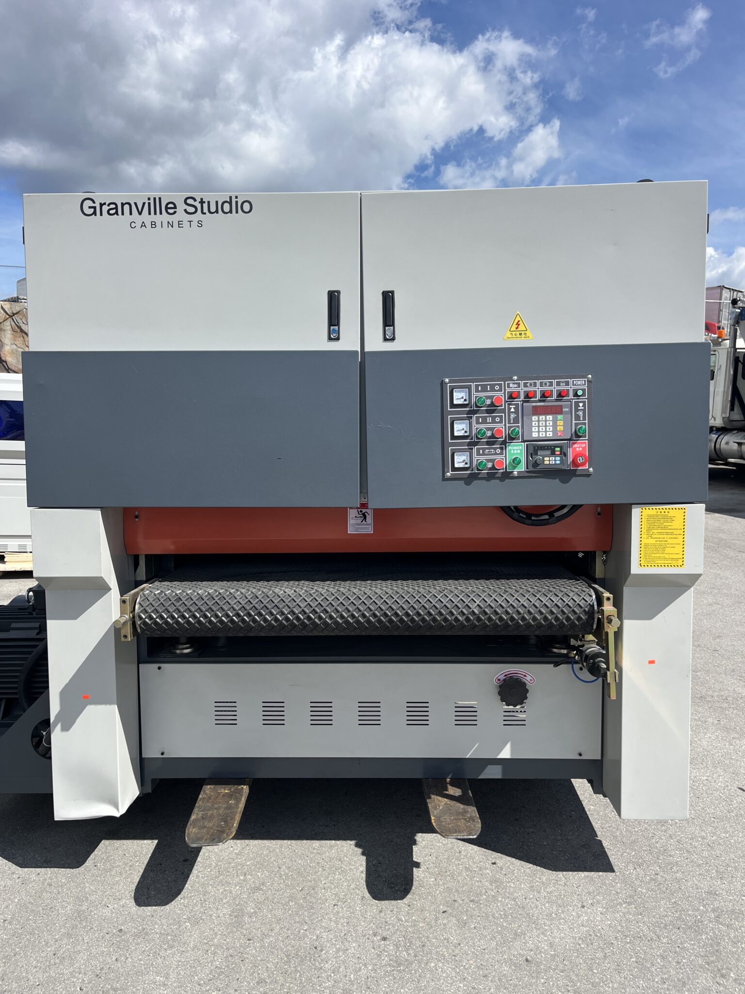 Used Thickness Sander – Coast Machinery Group