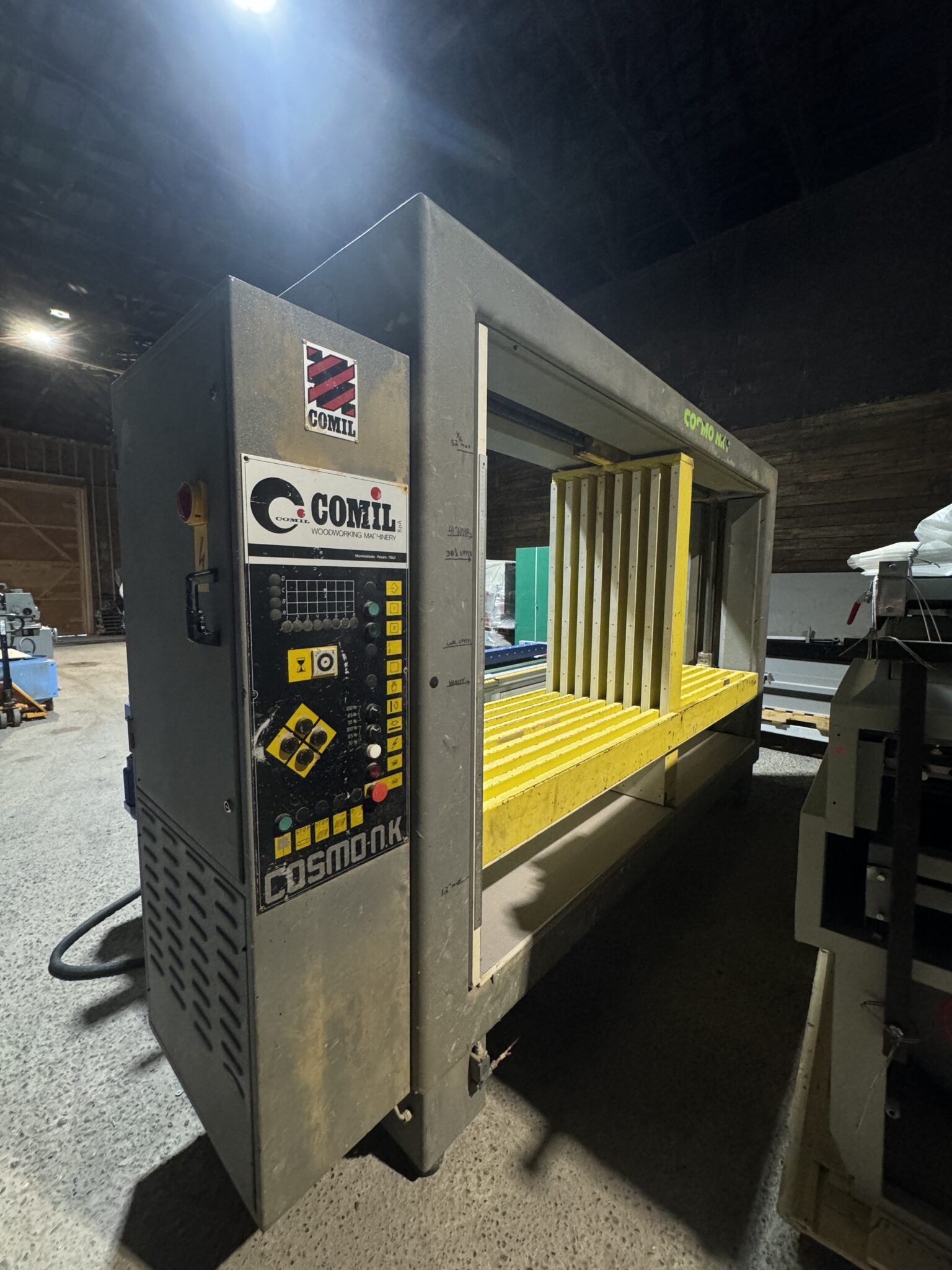 Used Comil Cosmo NKI Case Clamp – Coast Machinery Group