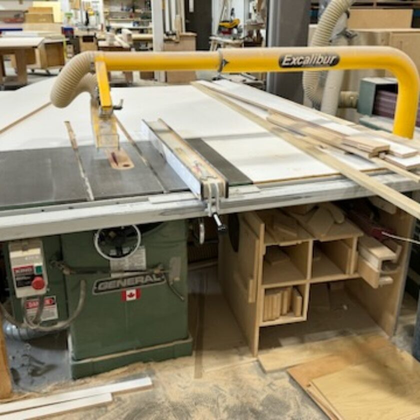 Used General 350 Table Saw – Coast Machinery Group
