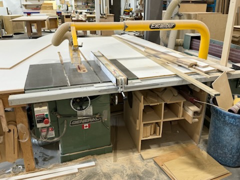 Used General 350 Table Saw – Coast Machinery Group