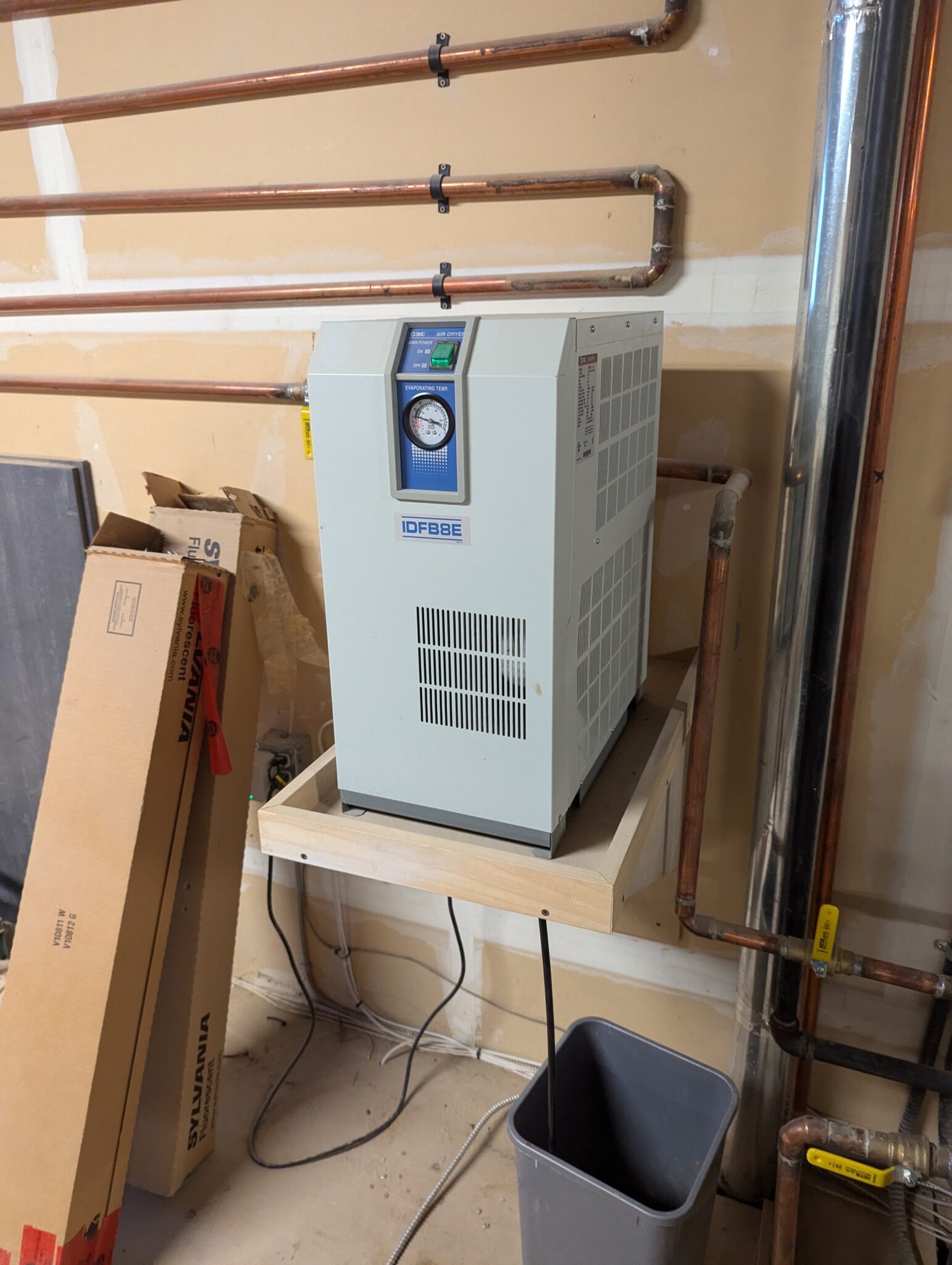 Used SMC IDFB8E-11N Air Dryer – Coast Machinery Group