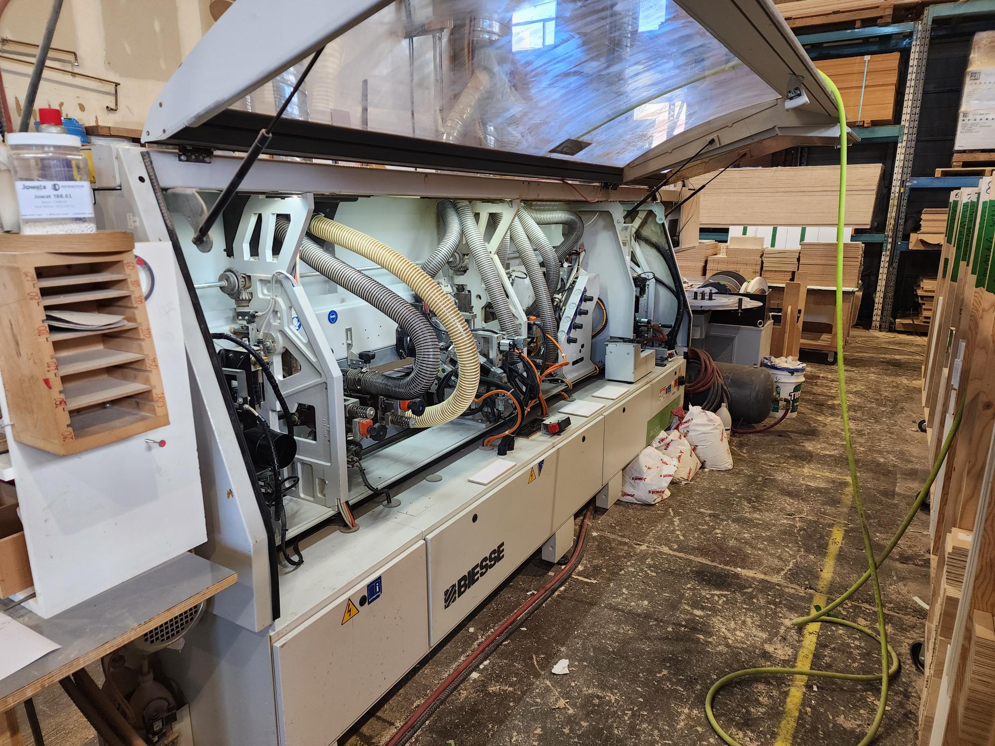 Used Biesse Akron 1435 Edgebander – Coast Machinery Group