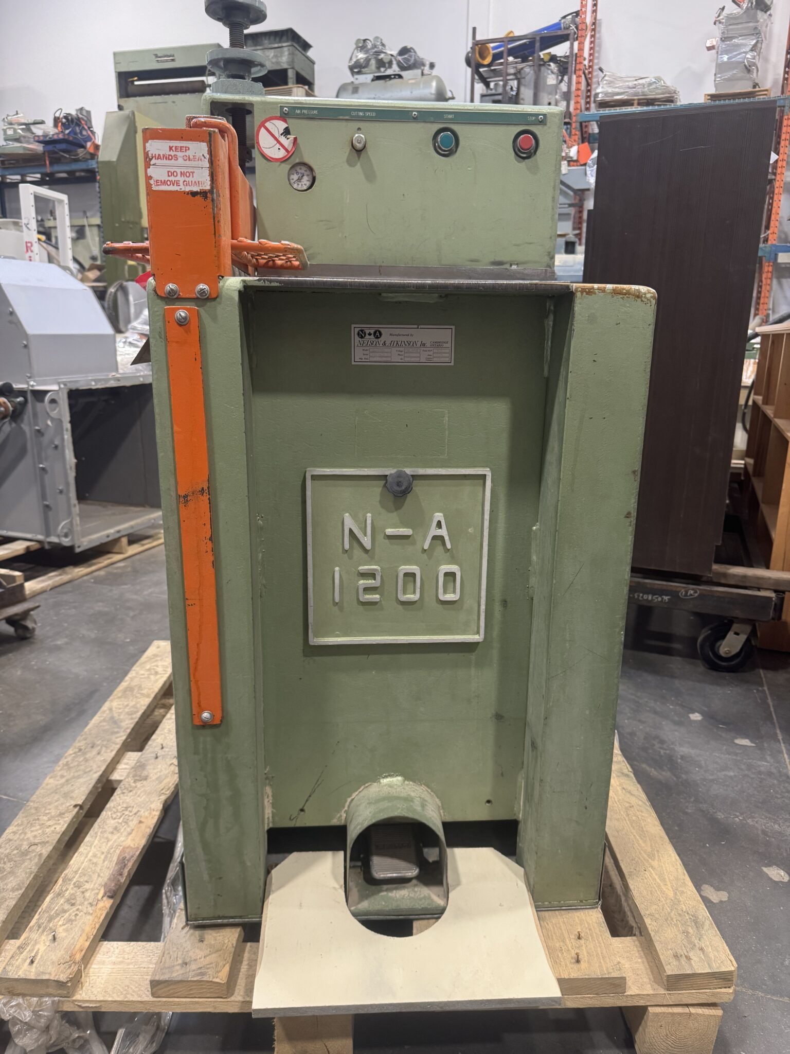 Used Nelson & Atkins NA 1200 Upcut Saw – Coast Machinery Group