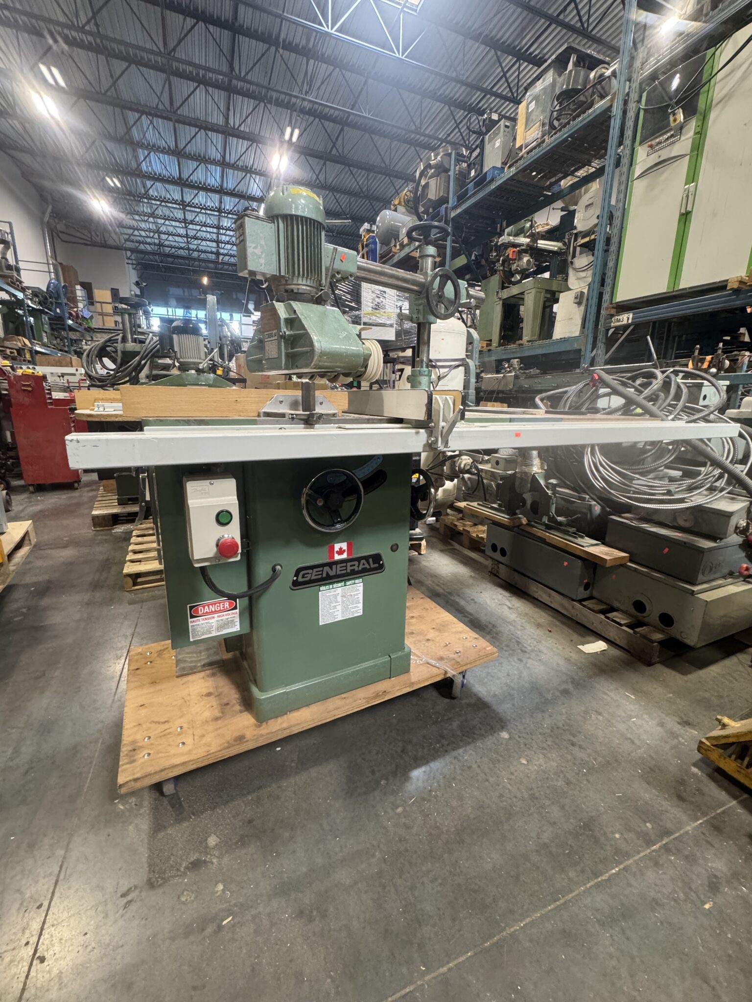 Used General 350 Table Saw – Coast Machinery Group