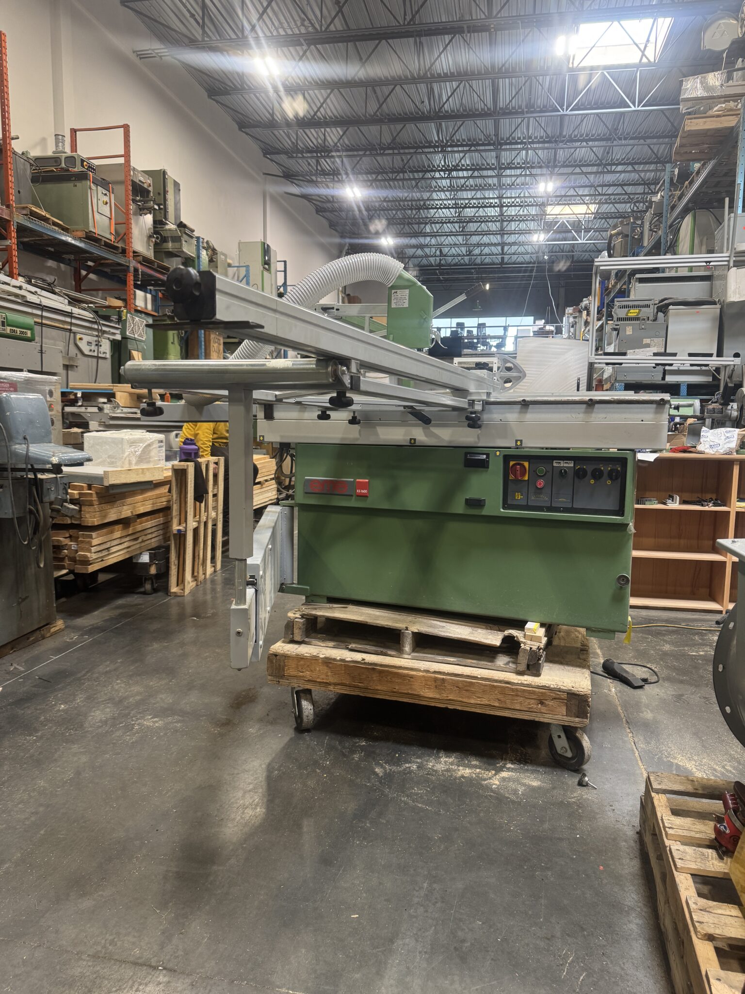 Used Casadei EMA KS 1600 Sliding Saw – Coast Machinery Group