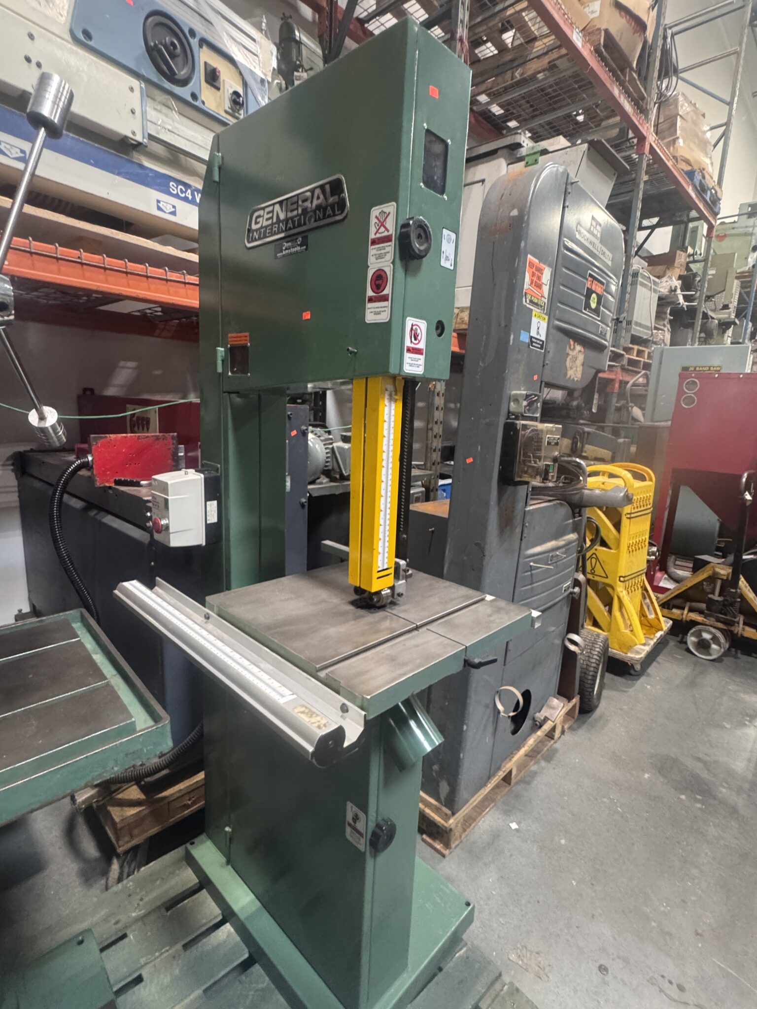 Used General International 90-240M1 Bandsaw – Coast Machinery Group
